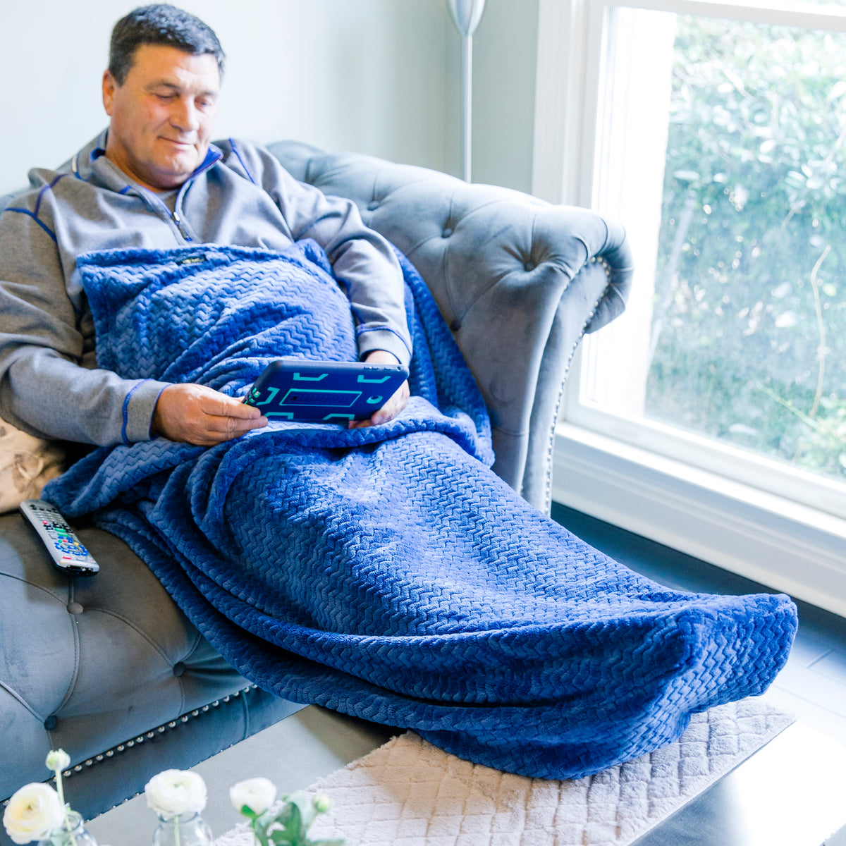 Blue Fleece Foot Pocket Blanket & Gorgeous Throw - PediPocket